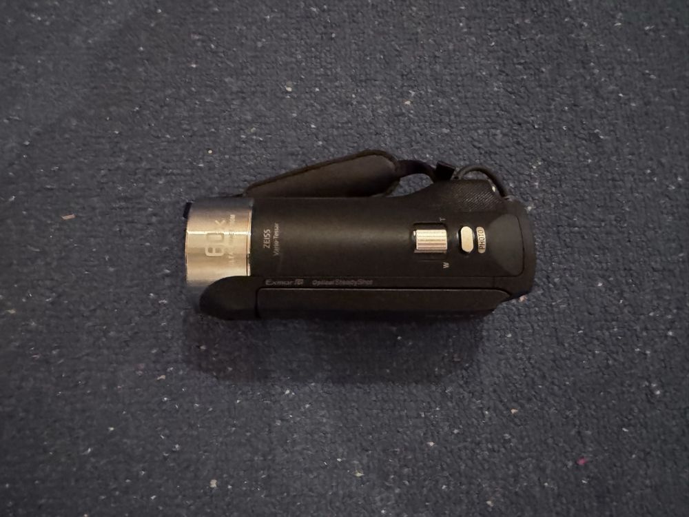 2x Sony handycam camera (Gebraucht) in Renens VD für CHF 95 – mit ...