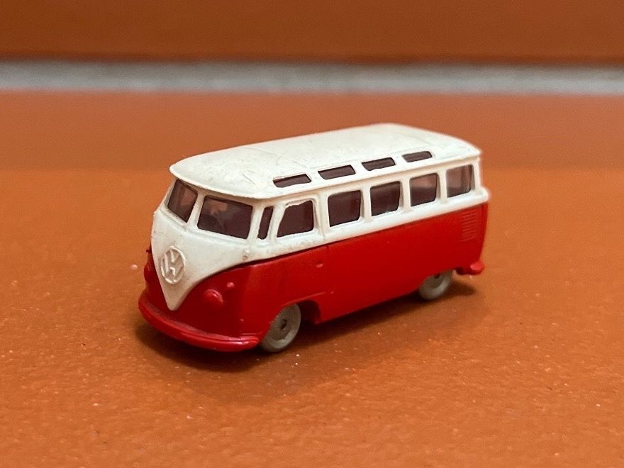 LEGO VW Bus weiss/rot (Gebraucht) in für CHF 32 – mit Lieferung auf ...