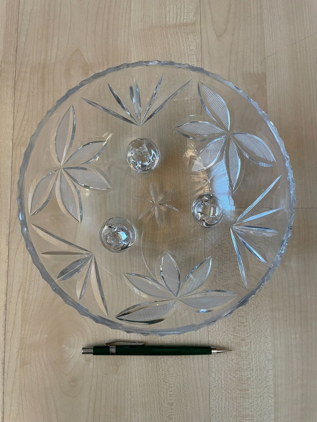 Vintage Kristallglasschale mit Dekor, Top Zustand (Neu (gemäss Beschreibung)) in Sins für CHF 60 ...