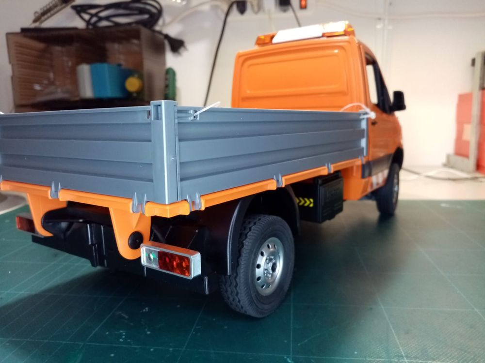 Bruder SPRINTER-RC mit Elektrischerkipper, Lichtern & Sound | Kaufen ...