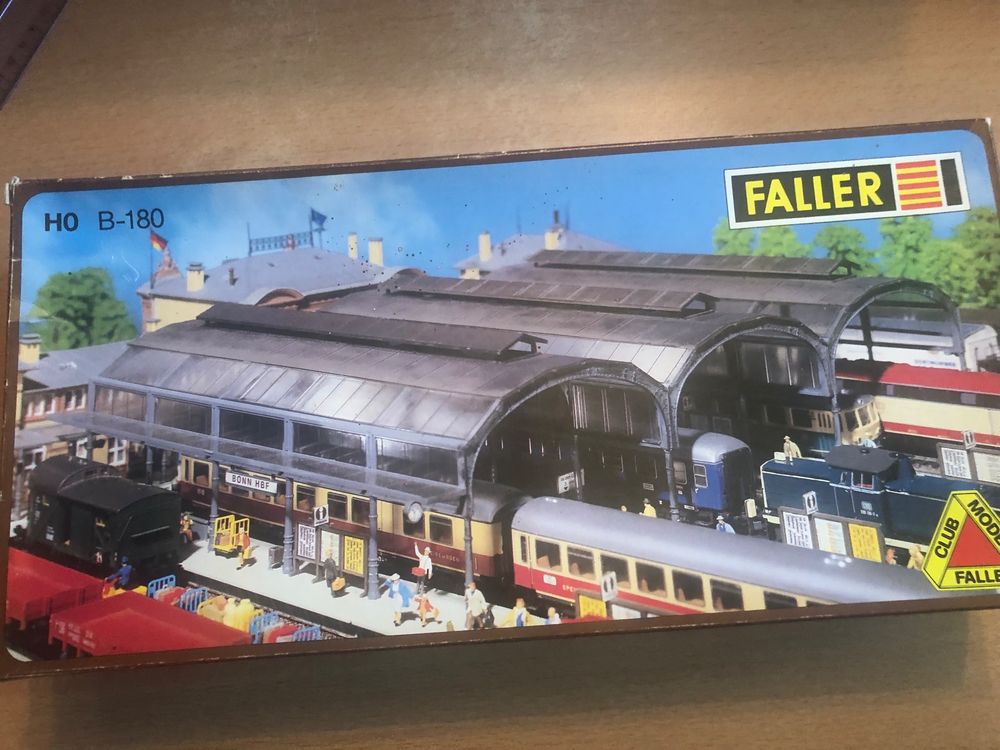 FALLER B 180 Bahnsteighalle Bausatz (Gebraucht) in für CHF 45 – mit ...