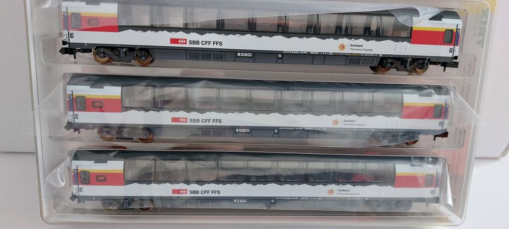 Minitrix SBB Gotthard-Panorama-Express 3 teilig 15674 (Neu und originalverpackt) in Biberist für ...