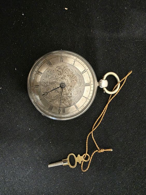 Antike Schlüssel Taschenuhr Silber mit Verzierungen (Gebraucht) in Wolfertswil für CHF 230 – mit ...