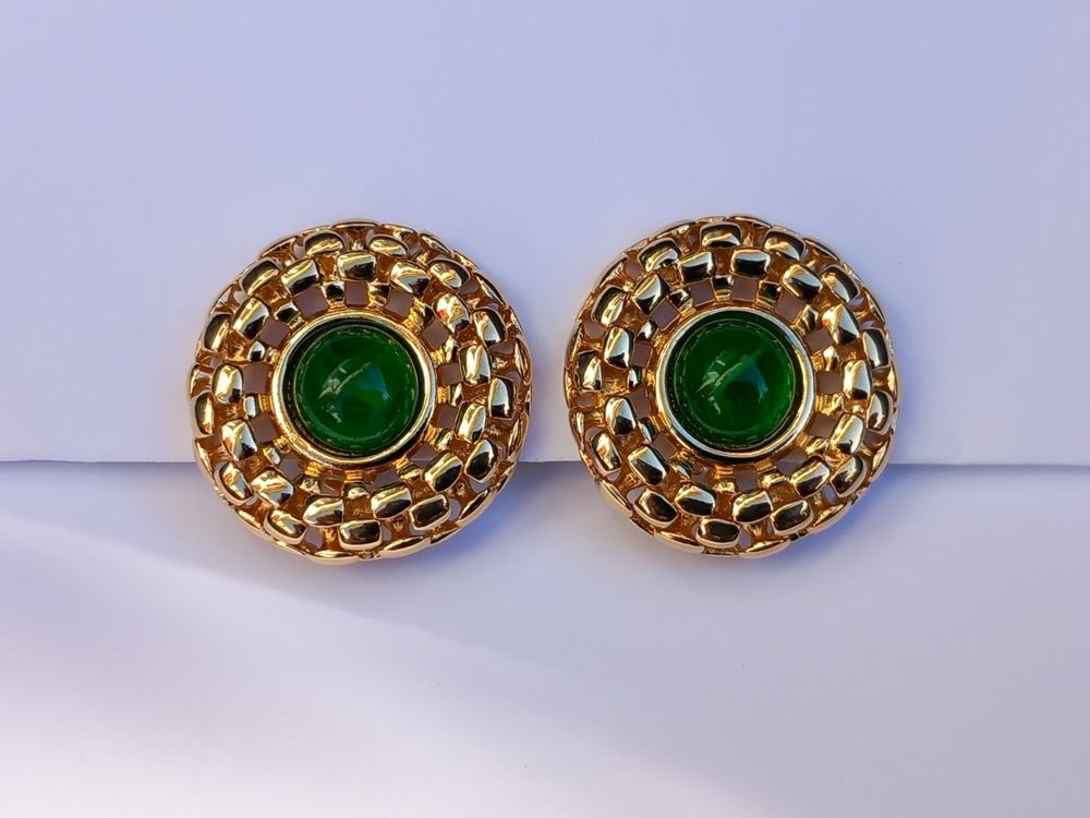 Neue Vintage Ohrclips mit "Grünem Kuststoff Stein". (Neu (gemäss ...