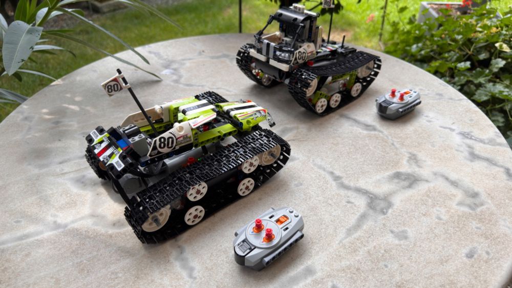 2 Stück LEGO 40 Jahre Jubiläumspanzer (Gebraucht) in Rupperswil für CHF ...