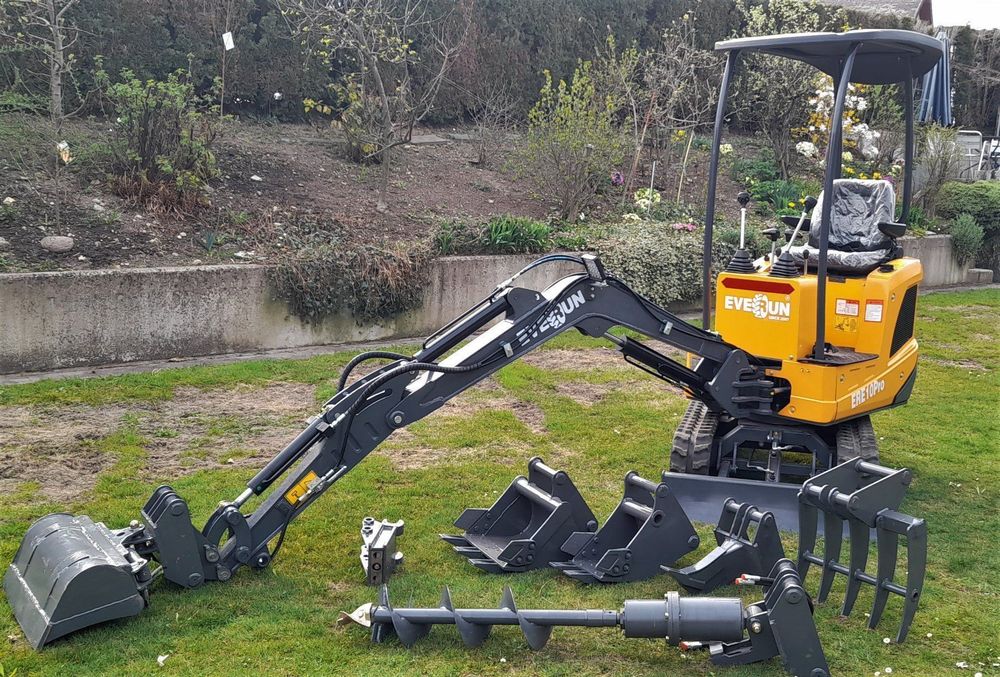 Mini Bagger ERE10Pro neustes Modell (Neu und originalverpackt) in ...