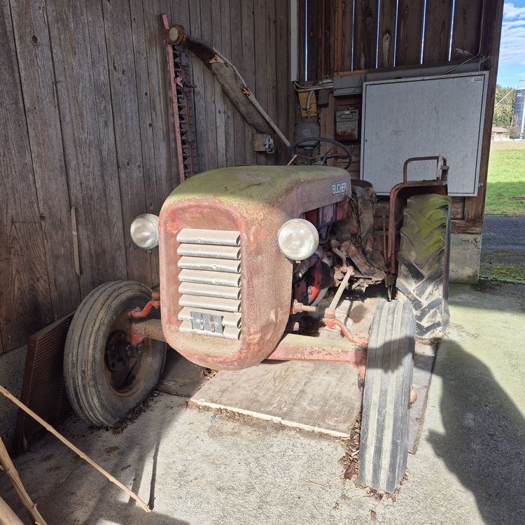 Bucher D1800 mit Messerbalken 1956 (Defekt) in Oberdorf NW für CHF 1500 ...