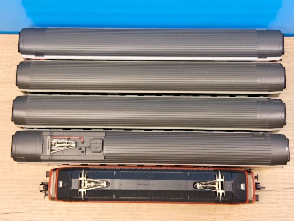 Märklin 5 teiliger SBB Schnellzug mit Polmengo Re460 digital (Gebraucht) in Uerikon für CHF 350 ...