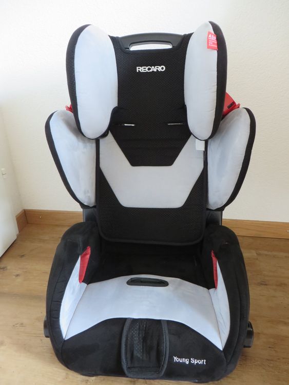 Recaro Young Sport Auto Kindersitz (Gebraucht) in Bettenhausen für CHF ...