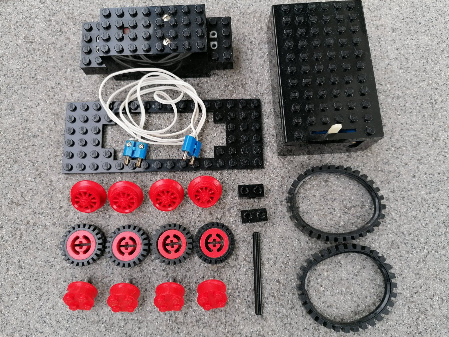 LEGO # 810 MOTOR 4,5V mit Batteriekasten und Zubehören (Gebraucht) in ...
