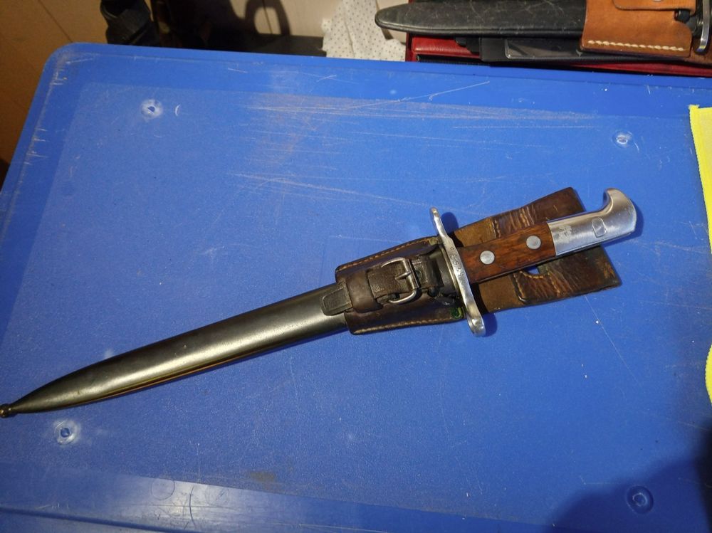 Bajonett der Schweizer Armee mit 30cm Klinge | Kaufen auf Ricardo