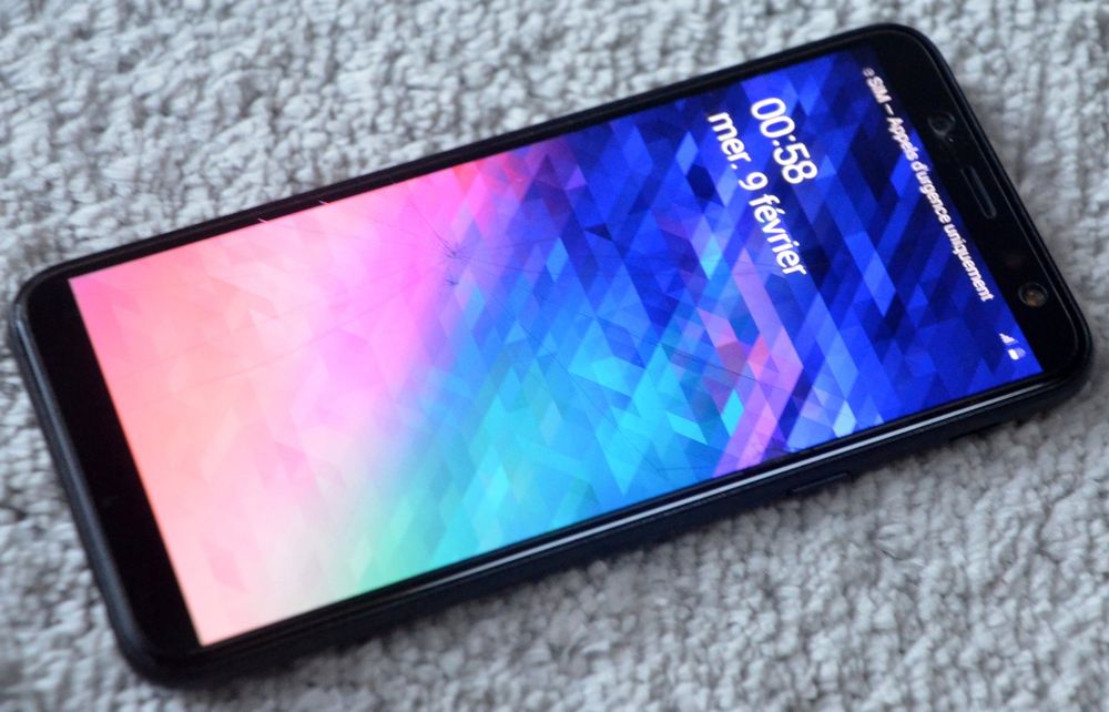 Samsung Galaxy A6 SM-A600FN 32GB (Defekt) in Collonges für CHF 45 – mit Lieferung auf Ricardo kaufen