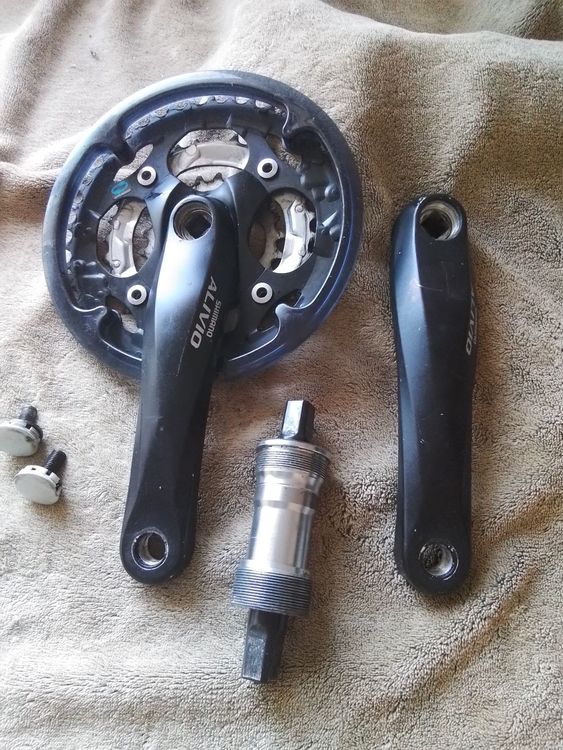 SHIMANO Alivio Kurbelgarnitur mit Tretlager PORTOFREI! (Gebraucht) in Rüti ZH für CHF 42.95 ...