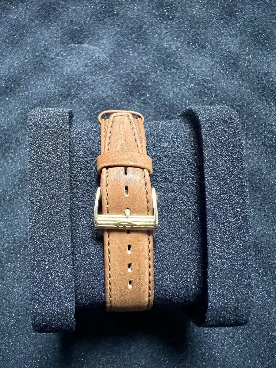 Movado Chronographe OR jaune Vintage, bracelee cuir , Suisse (D ...