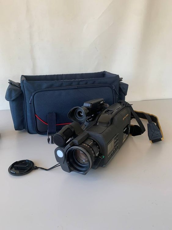 Filmkamera Philips Explorer VKR 9005 S VHS C ungetestet 7825 (Gebraucht ...