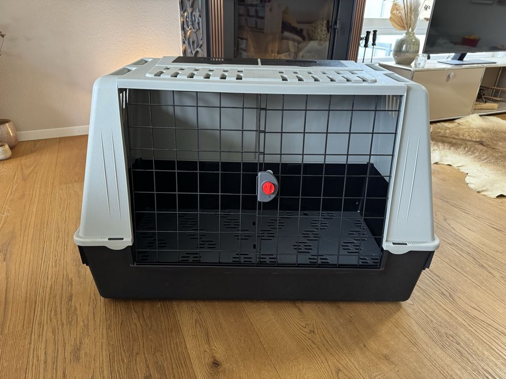 Ferplast Atlas Car 100 Hundetransportbox (Gebraucht) in Uetendorf für CHF 50 – nur Abholung auf ...
