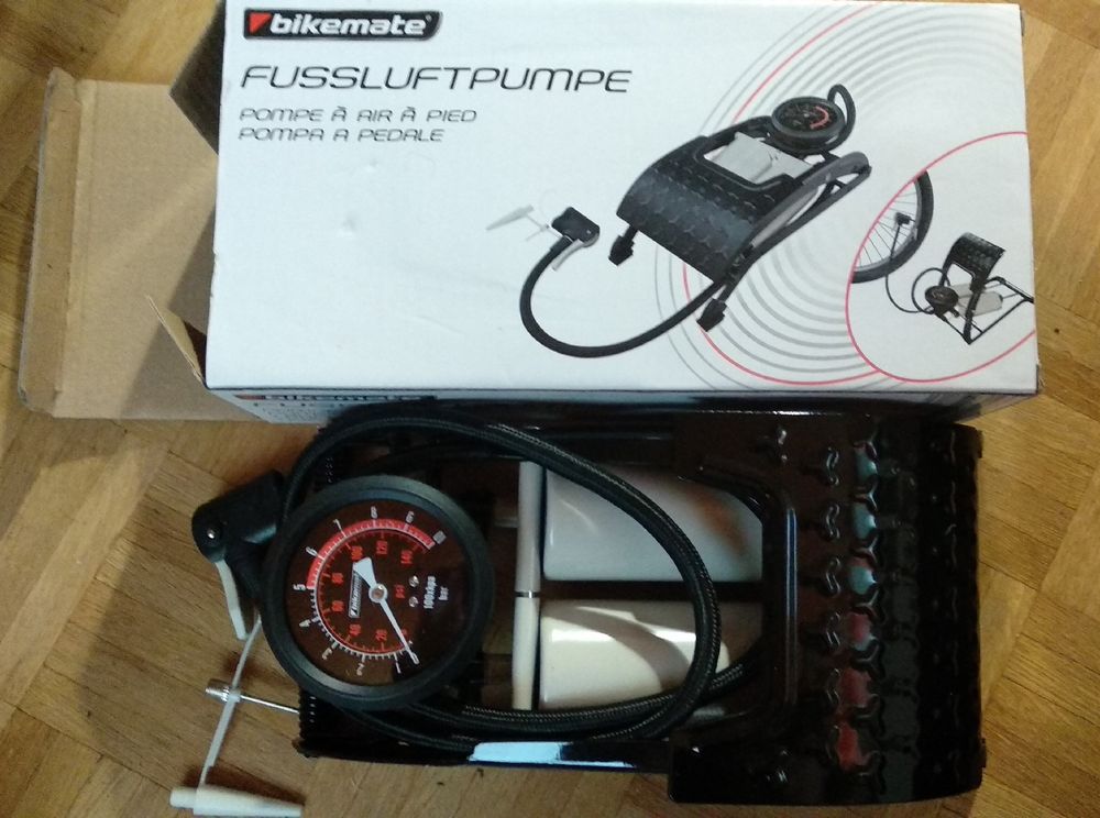 Fahrrad Fusspumpe (Neu (gemäss Beschreibung)) in Windisch für CHF 10 ...