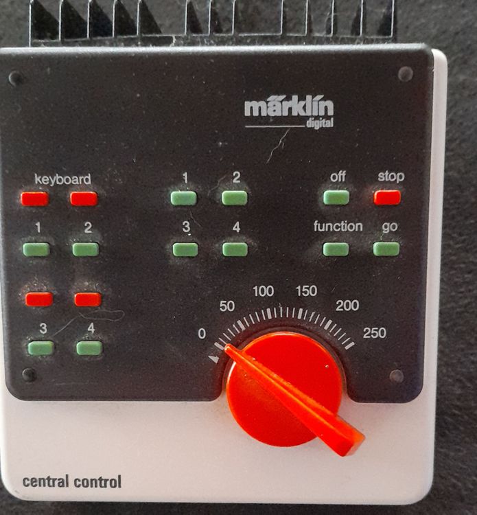 Märklin Digital-Einheit Modellbahnsteuerung (Gebraucht) in Hinwil für CHF 10 – mit Lieferung auf ...