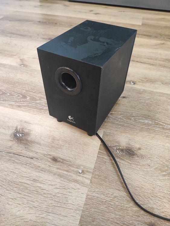 Bass Boxen Logitech (Gebraucht) in Luzern für CHF 1 – nur Abholung auf ...