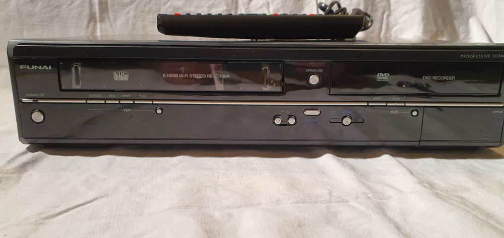 Graveur dvd et lecteur vhs FUNAI WD6D-M100 (D'occasion) à versoix pour CHF 60 – avec livraison ...