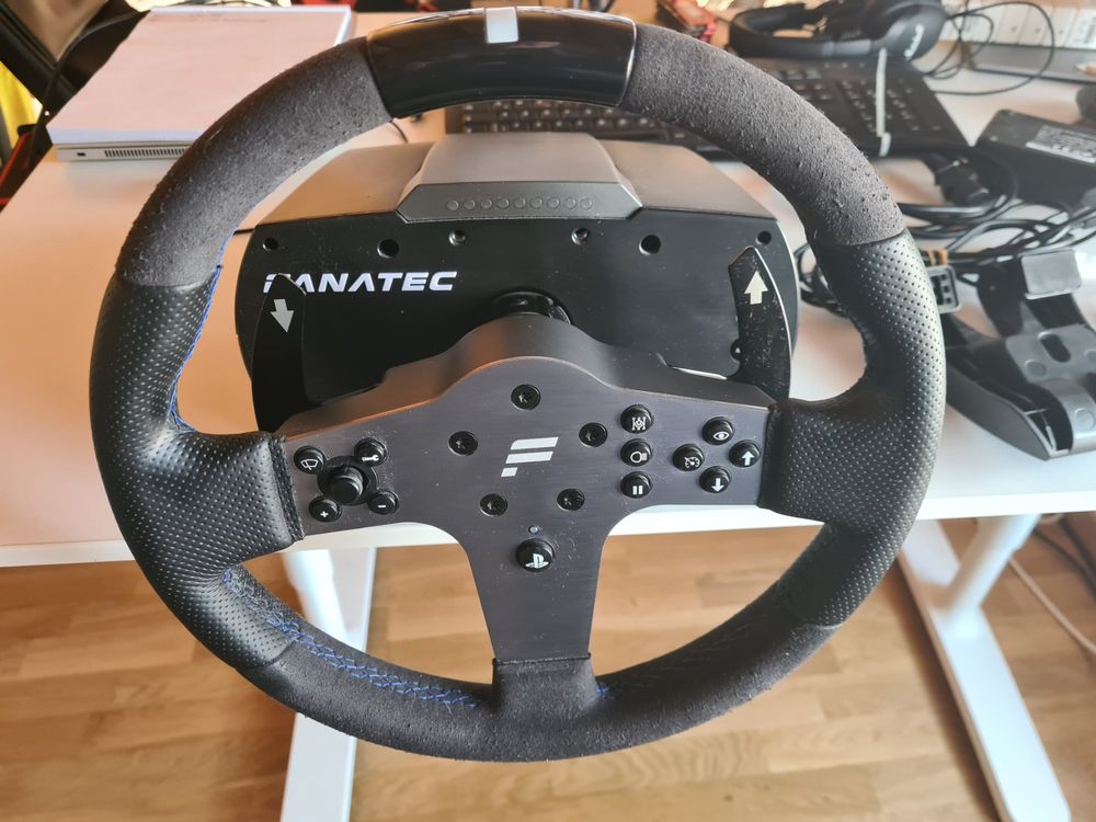 Fanatec CSL Elite Wheelbase & Steering Wheel | Kaufen auf Ricardo