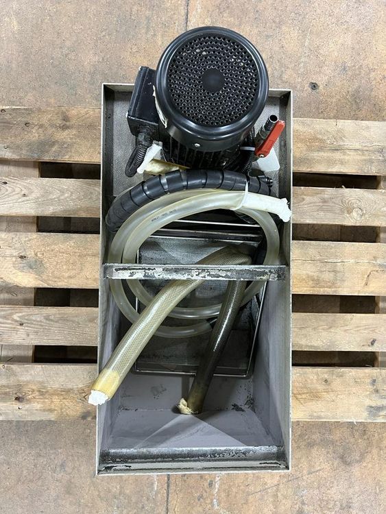 Kühlmitteltank / Kühlmittelpumpe (Gebraucht) in Zuchwil für CHF 350 – nur Abholung auf Ricardo ...