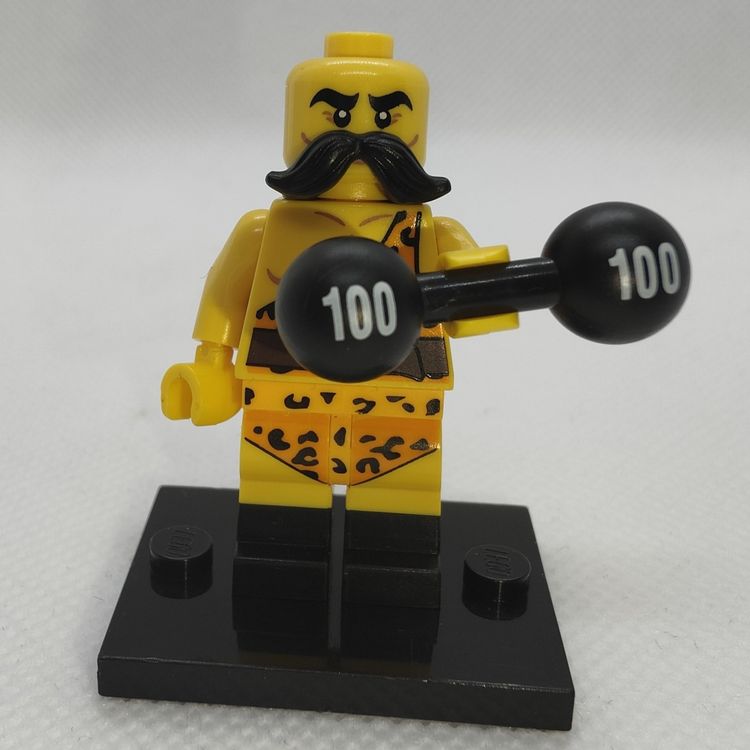 LEGO, Minifigur "Serie 17, Circus Strongman" | Kaufen auf Ricardo