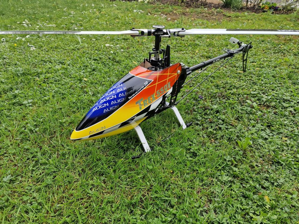 Align T-Rex 550E, mit Servos, Flybarless, etc. - wie neu (Neu (gemäss ...