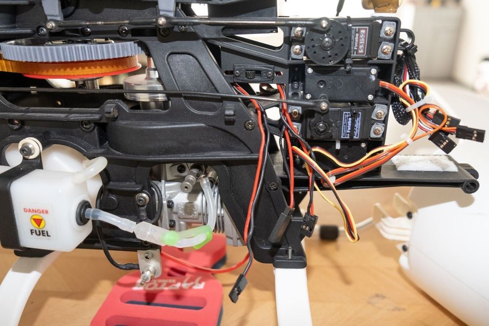 Thunder Tiger Raptor 30 V2 | Kaufen auf Ricardo