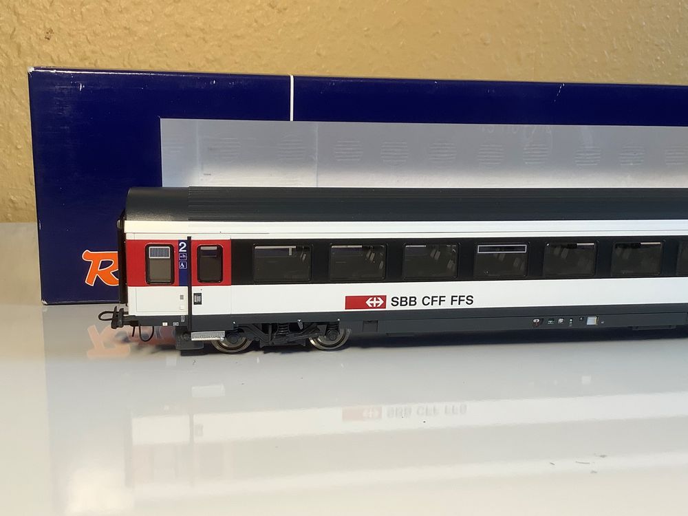 Roco 45328 : SBB 2. Kl EW IV ICN Personenwagen 200 km/h | Acheter sur Ricardo