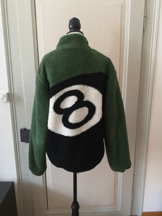 Stussy 8 Ball Fleece Reversible Jacke Grösse S - Grün | Kaufen auf Ricardo