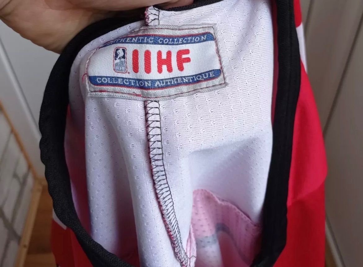 Schweiz Nati Vintage Trikot IIHF Eishockey WM 2026 (Gebraucht) in ...