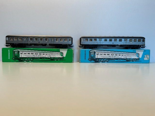 Märklin-Nahverkehrswagen, DB, silbern, 4042 / 4043 (Gebraucht) in Lohn ...