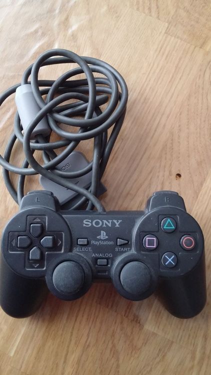 Playstation 1 DualShock Controller (Gebraucht) in Zürich für CHF 19 ...