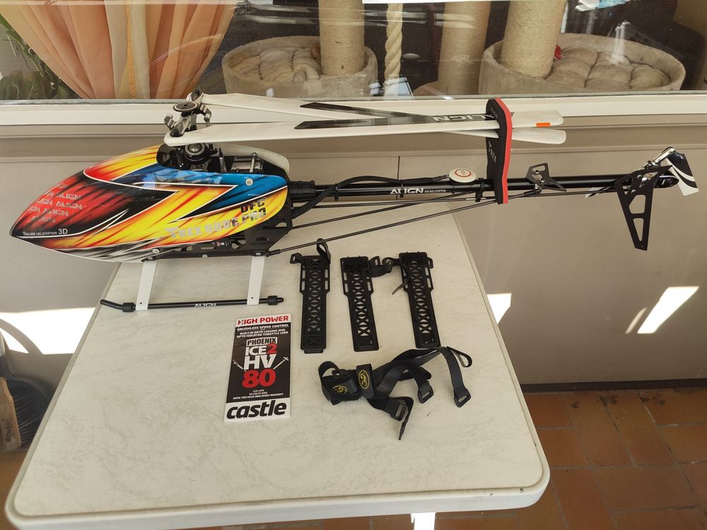 T-REX 600E PRO DFC Super Combo mit Flybarless NAZA H (Gebraucht) in ...