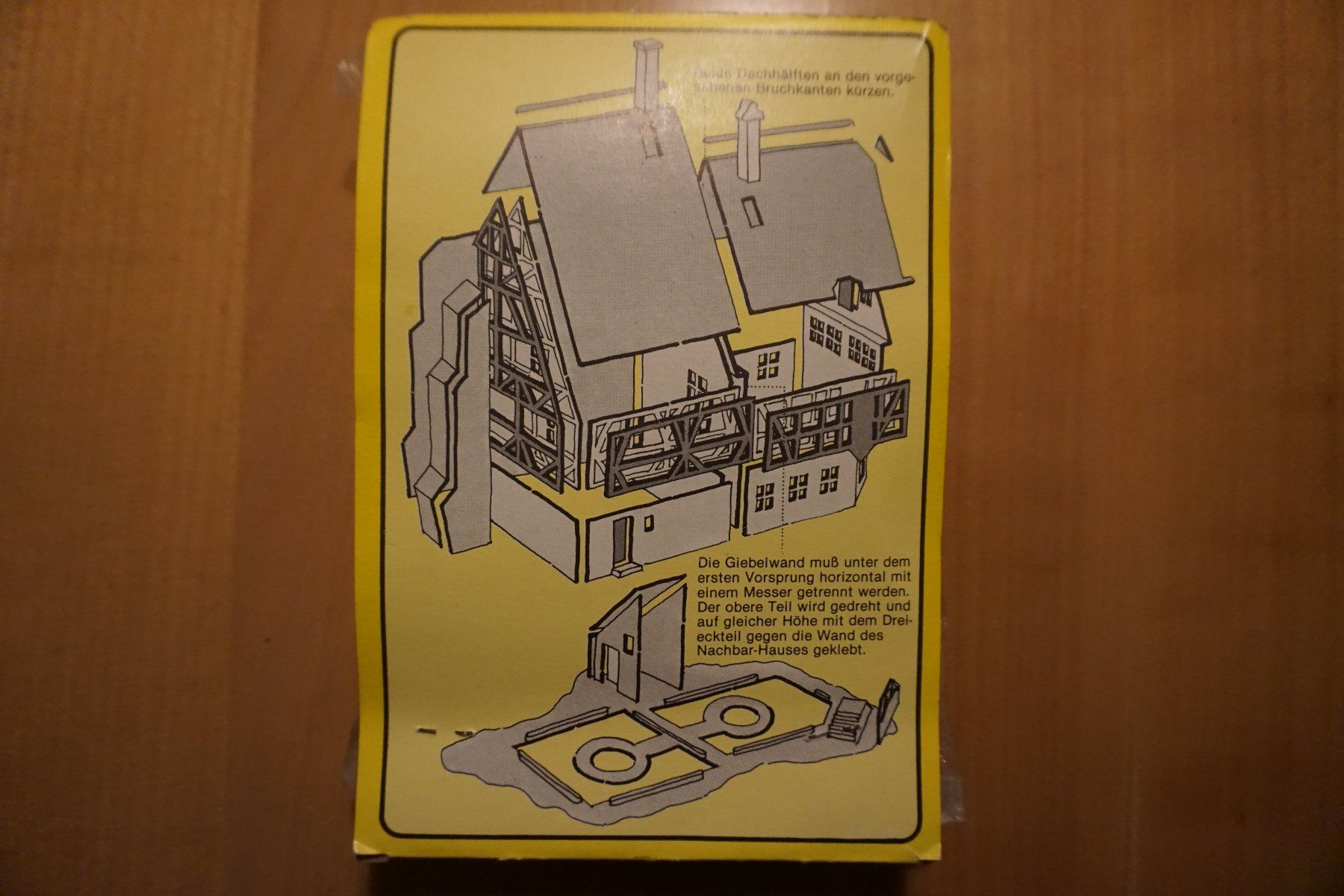 Noch 6341 = WIAD 1047 Fachwerk-Zunfthaus, passt zu Faller (Neu (gemäss ...