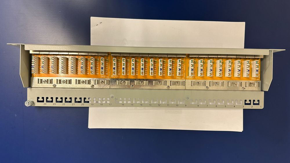 Patchpanel 24 Port, LSA, 1HE 19" Rack (Gebraucht) in Niederlenz für CHF ...