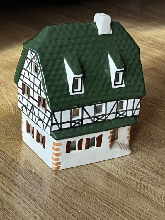 Leyk Lichthäuser „Handwerkerhaus“ (Gebraucht) in Visp für CHF 50 – mit Lieferung auf Ricardo kaufen