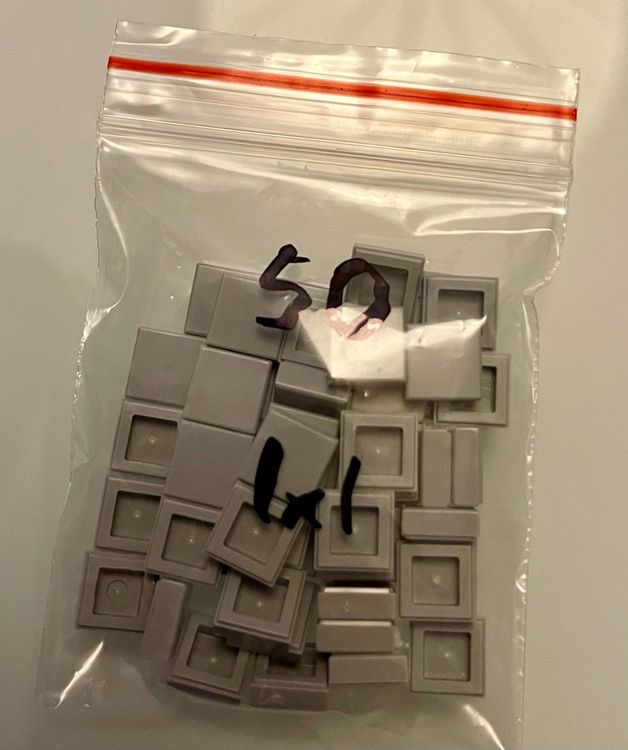 Lego 50 x Light Bluish Gray 1x1 Tile (Part. 3070) (Gebraucht) in ...