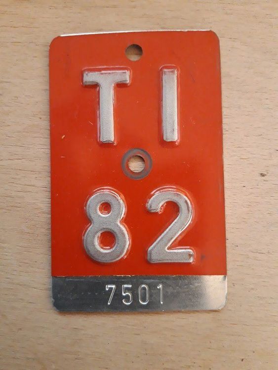 Targa TI - anno 1982 (D'occasion) à pour CHF 6 – avec livraison ...