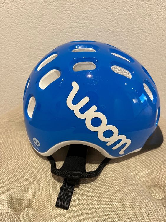 Woom Helm, XS (Neu (gemäss Beschreibung)) in Walchwil für CHF 40 – mit ...