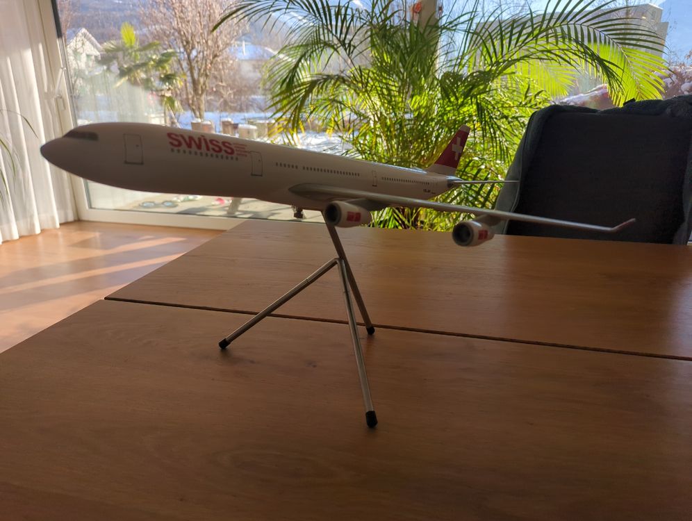 Swiss Airbus A340-300 Flugzeugmodell - 1/120 (Gebraucht) in Brunnen für ...