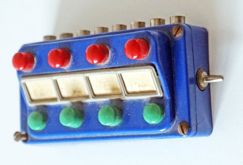 Märklin Stellpult für Weichen, Signale, Entkuppler usw. | Kaufen auf ...