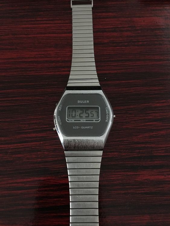 Buler Quartz LCD Armbanduhr vintage (Gebraucht) in Schlieren für CHF 35 ...