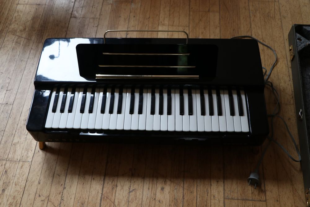 1961 Hohner Organa Modell 9807 Vintage Tischplatte Tastatur | Kaufen ...