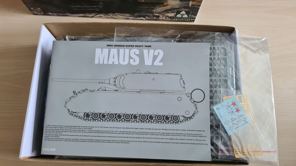 1:35 Maus V2 - Takom 2050 (Neu (gemäss Beschreibung)) in Bassersdorf ...