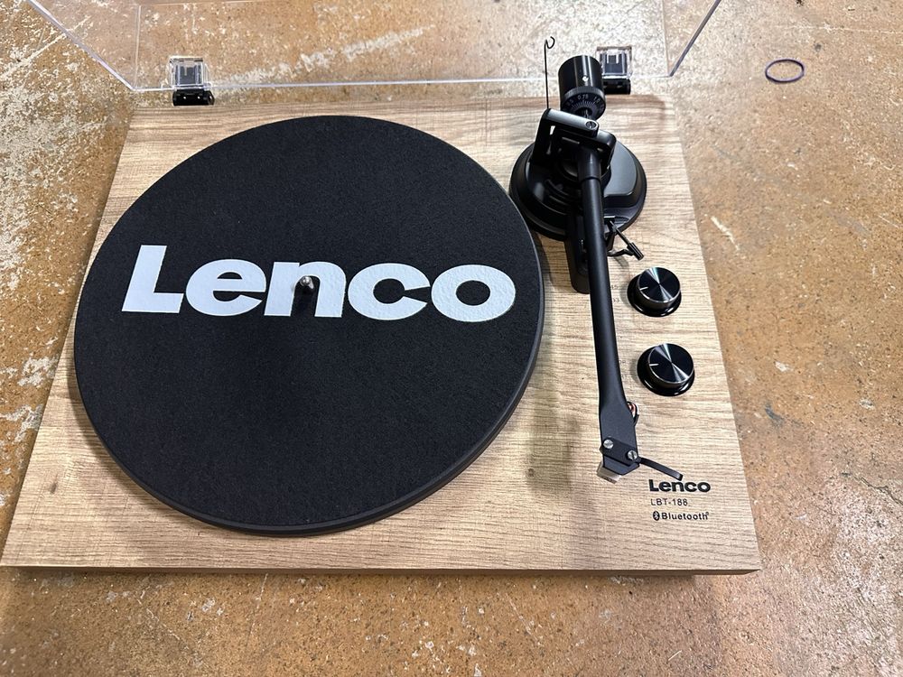 Plattenspieler Lenco LBT 188 Bluetooth | Kaufen auf Ricardo