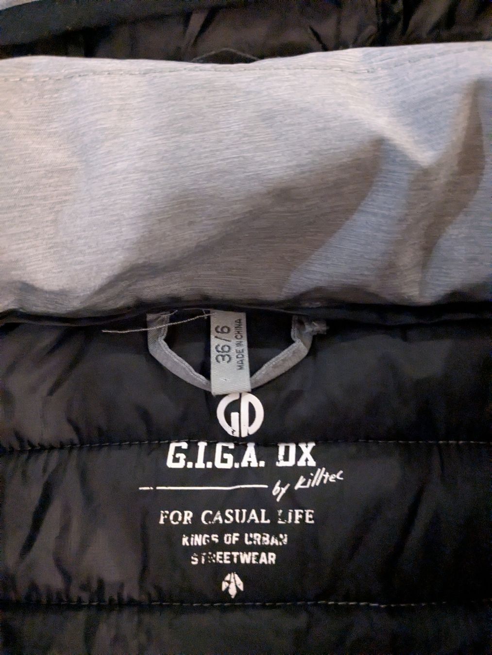 GIGA DX Wintermantel grau, Gr. 36, Kaum Gebracht (Gebraucht) in ...