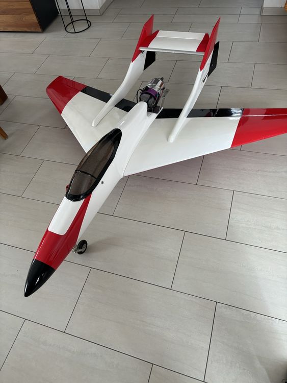 Jettrainer Falcon mit Jetcat Turbine (Gebraucht) in Balsthal für CHF 1250 – nur Abholung auf ...