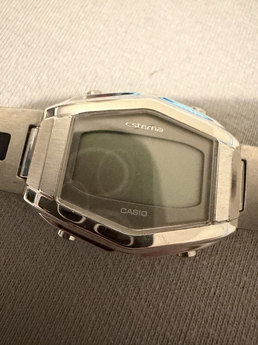 Casio ESTERNA Vintage Digital Uhr, seltenes Model! (Gebraucht) in ...